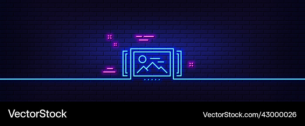 Image carousel line icon photo thumbnail sign Vector Image