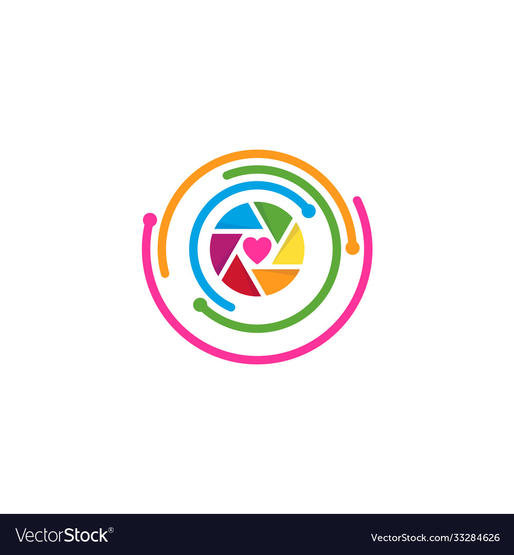 Tech camera logo design template Royalty Free Vector Image