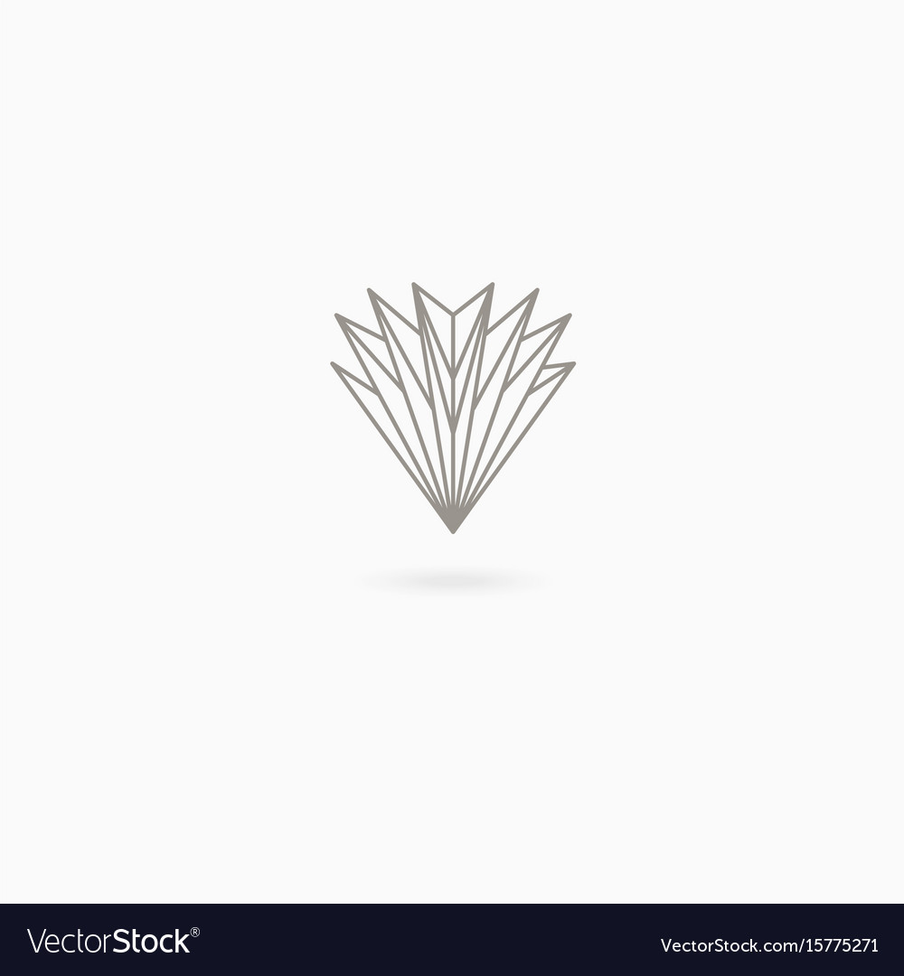 Simple linear heart Royalty Free Vector Image - VectorStock
